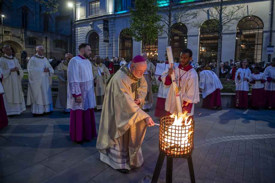 Easter Vigil - Diocese of Leeds